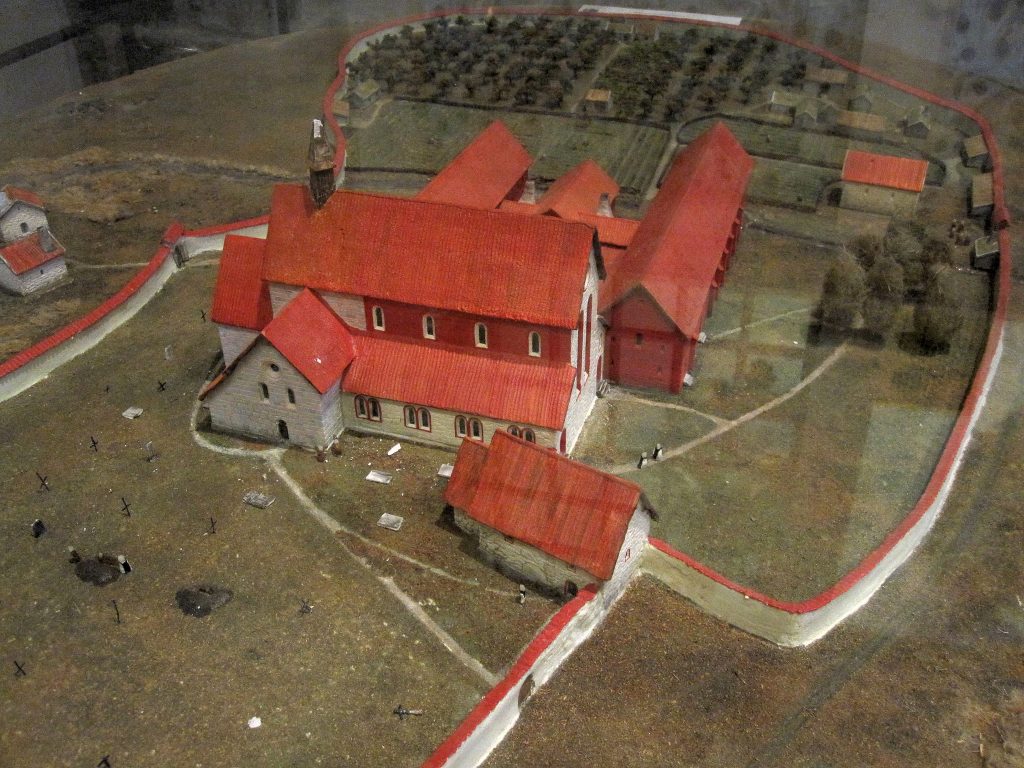 Nydala kloster och örtagård - Skillingaryd