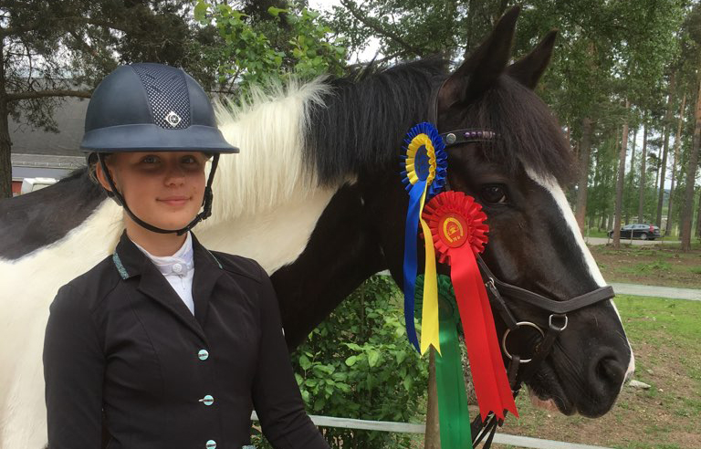 Julia och Tilda vann - Skillingaryd