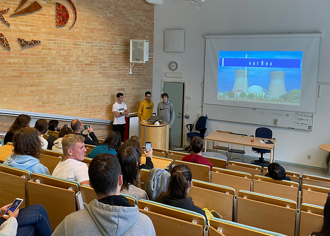 Tekniska utbytesstudenter på Fenix - Skillingaryd