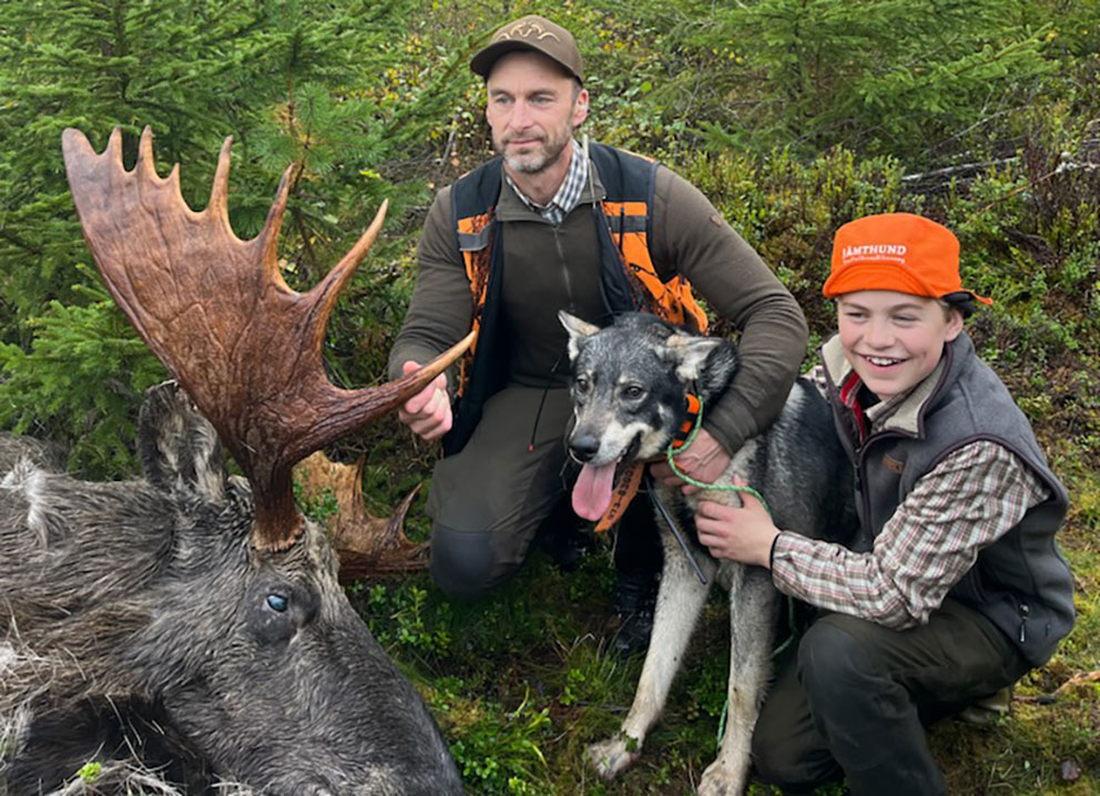Adam, Hugo och Karo fällde 16-taggarn - Skillingaryd