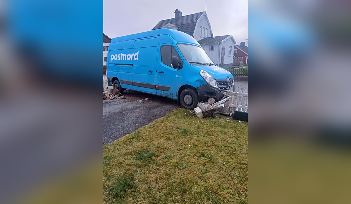 Fick staketet sönderkört – av Postnord - Skillingaryd