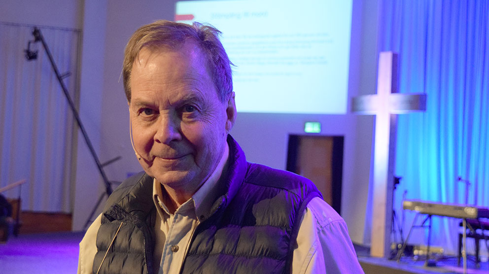 Karl Hedin drog fullsatt Arken - Skillingaryd