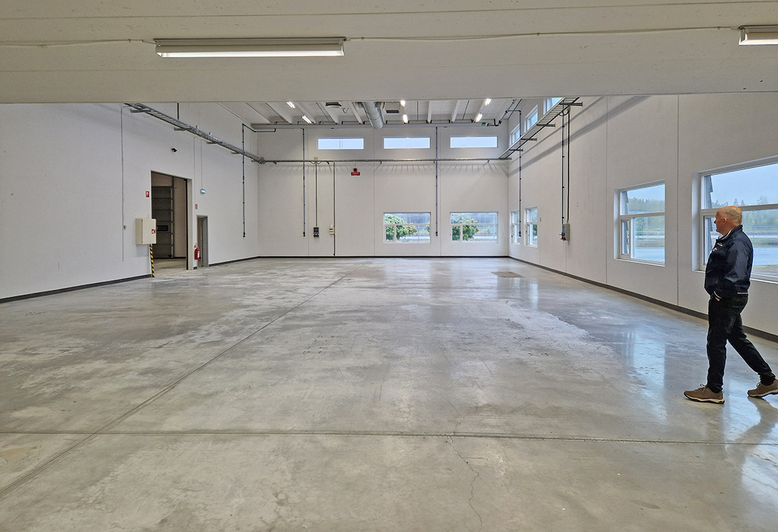 Tidigare möbelfabrik: "Bästa platsen för simhall" - Skillingaryd